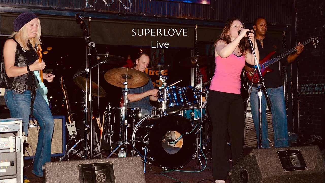 SUPERLOVE live performance of "Broken." - YouTube