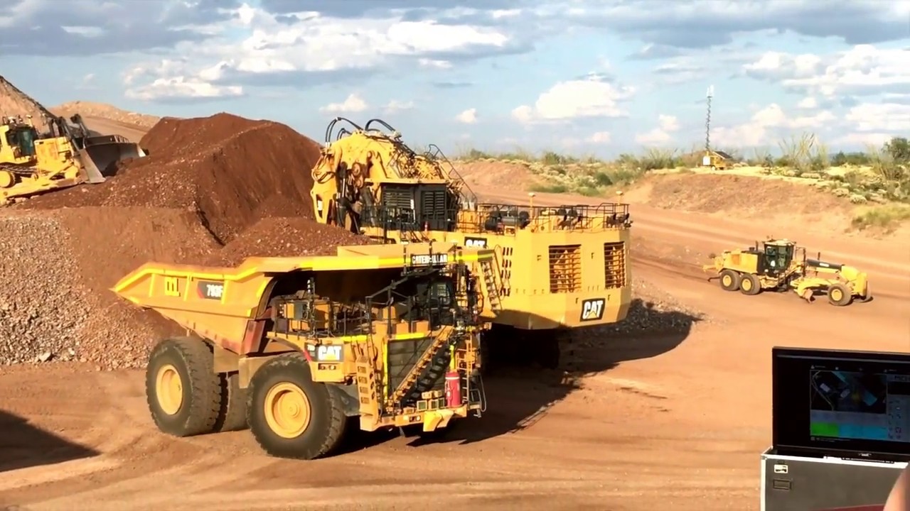 Cat's autonomous equipment - YouTube