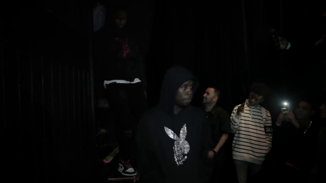 Famous dex concert en life - YouTube