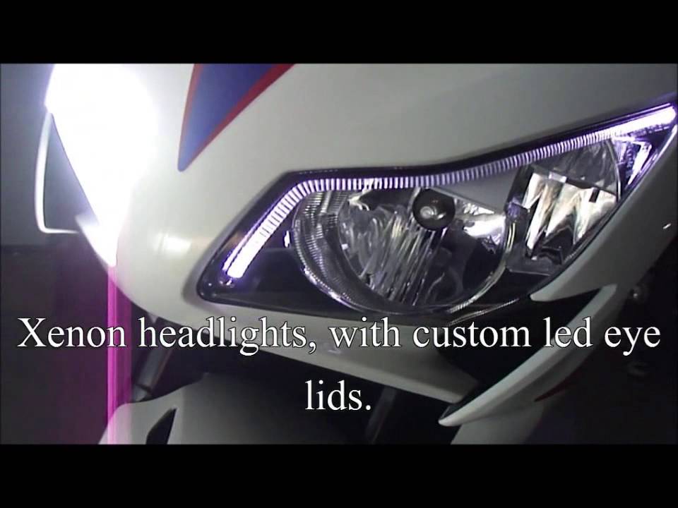 Honda CBR 1000RR LED lighting turnsignal - YouTube