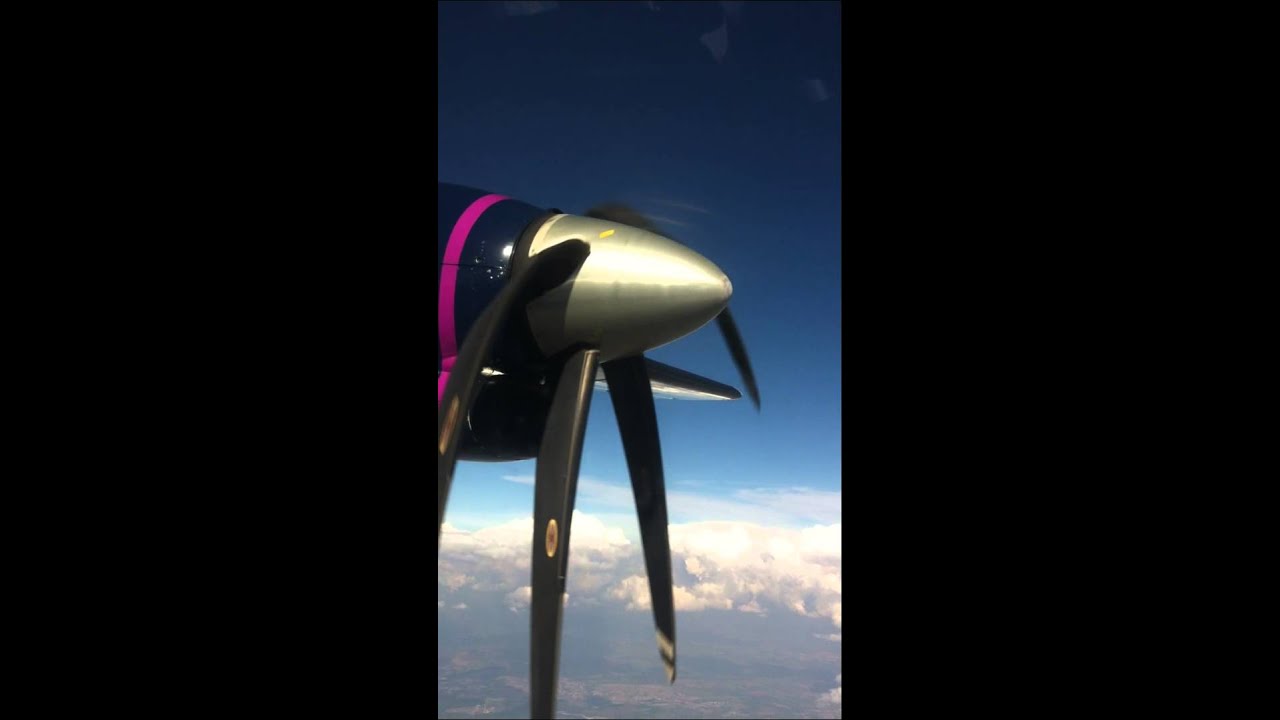Weird propeller looks like airplane is going to crash. - YouTube