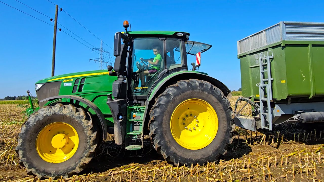 John Deere 6250 R Mais 4 x Teamwork mit Jaguar 960 & John Deere 6215 R ...