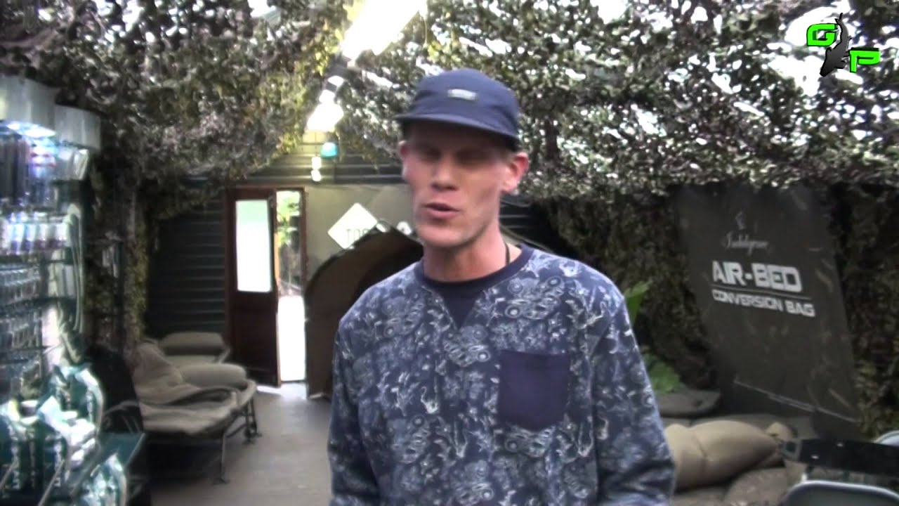 UK Carp Angler: Nash tackle 2014/15 - YouTube