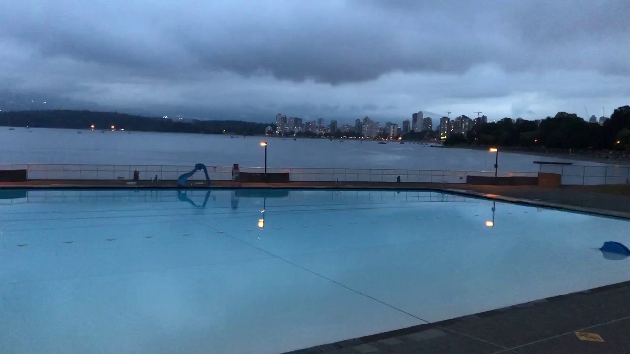 Vancouver Kitsilano Pool Park and Beach - YouTube