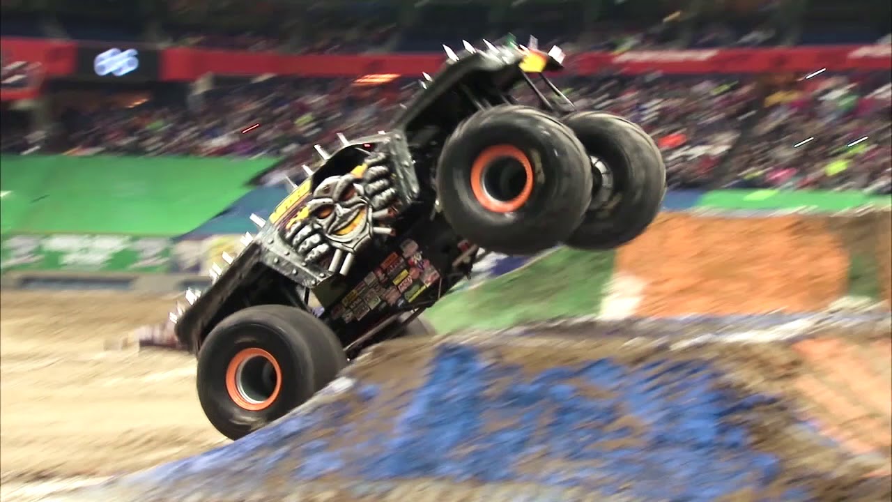 AX90057 Axial Racing Max-D Commercial - YouTube