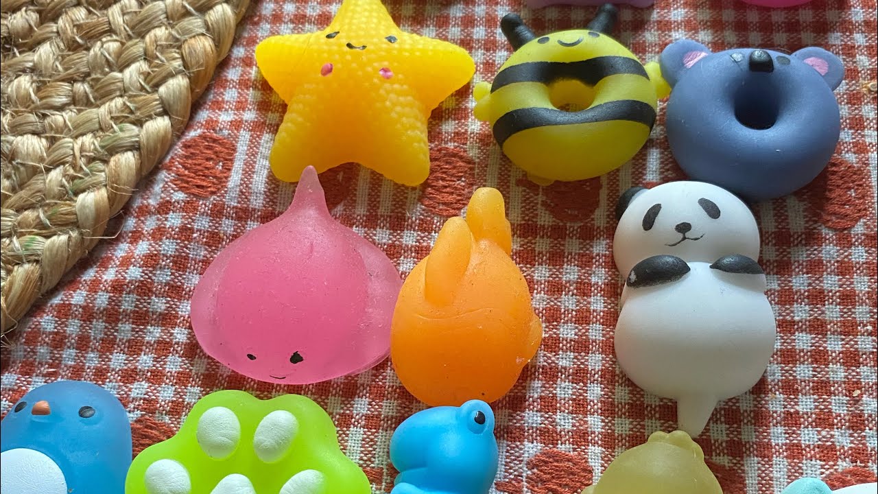 Squish mellow eggs unboxing - YouTube