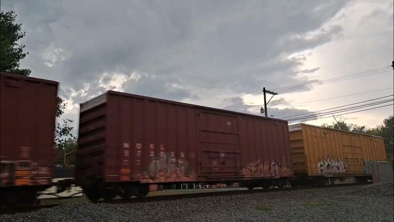 NS 4483 leads Manifest Train 6:06 PM 9-9-23 - YouTube