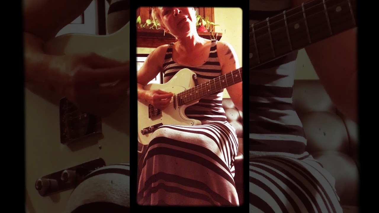 New Original Tune by Andra Suchy "Call Me Babe" - YouTube