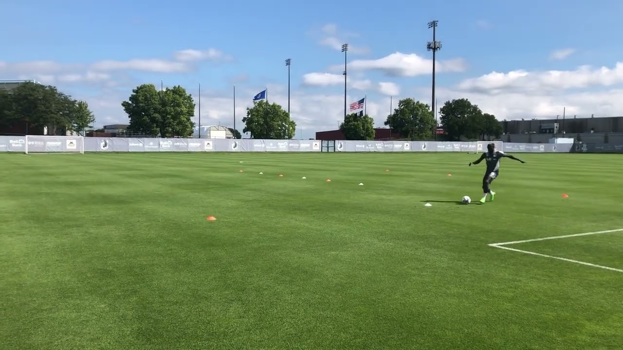 Change of Direction Drill #13 with & without ball - YouTube