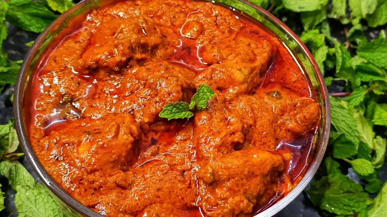 how to make Hyderabadi Dumka chicken/ red chicken recipe/ chicken gravy ...