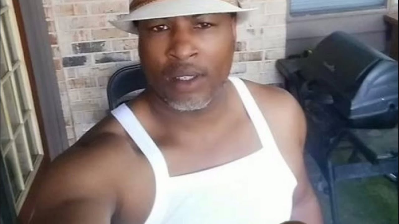 MAN GETS FIRED AND OPEN FIRES INSIDE WAREHOUSE - YouTube