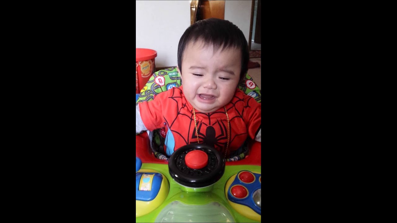 Spiderman baby crying - YouTube