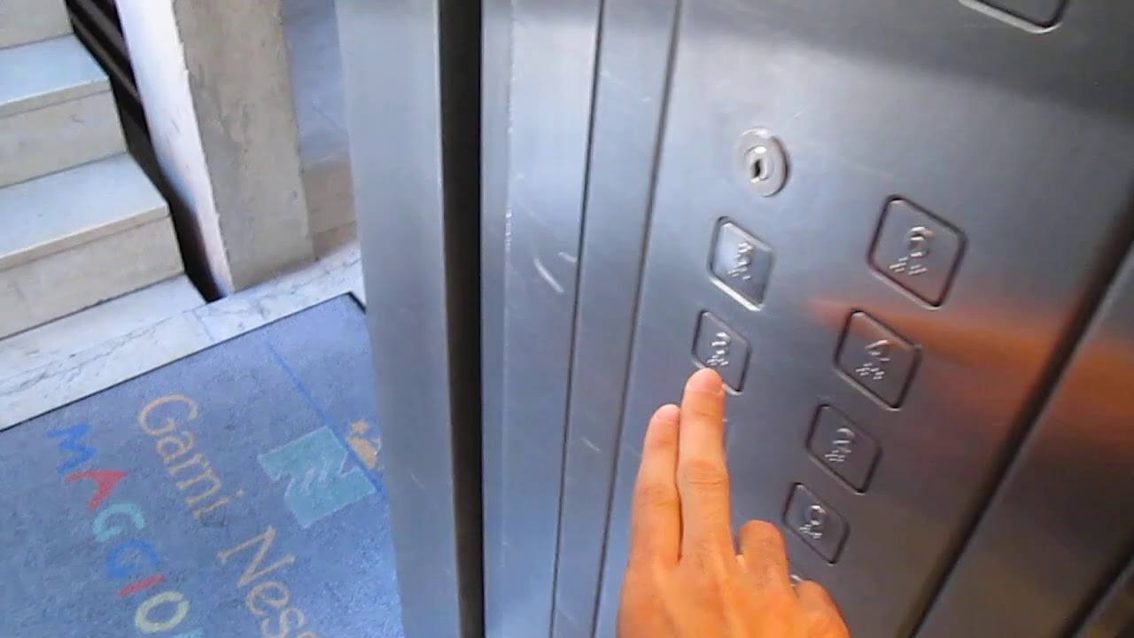 Lift Schindler @ Via Varenna 79, Locarno-Solduno Switzerland - YouTube