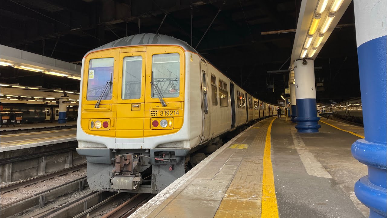 LNWR Class 319 | 319214 - 319433 | Leighton Buzzard - Bletchley - YouTube