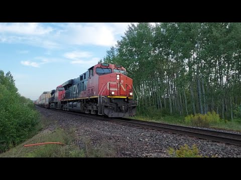 9/2/23 CN ES44DC 2302 w/ Great K5HL leads Intermodal Train Q101 - YouTube