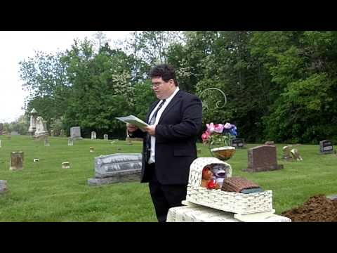 Frances Kinsey's Graveside Service - YouTube