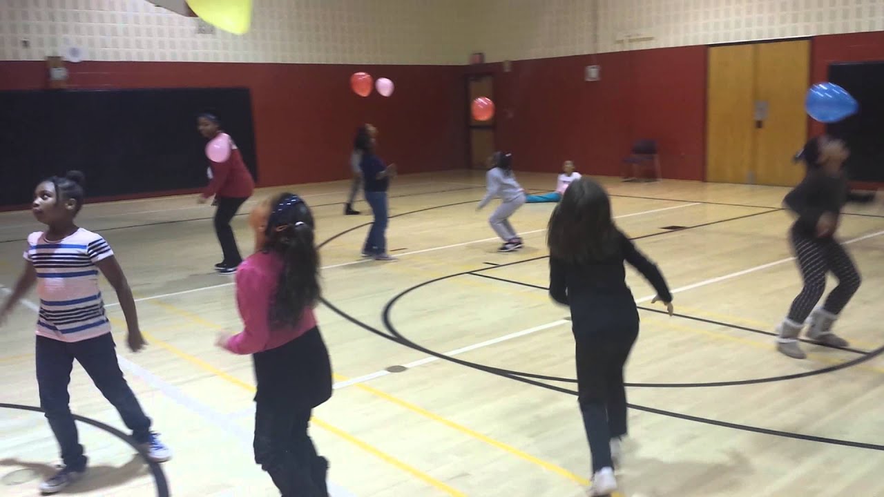 Simple Fun Fitness activity using Balloons! - YouTube