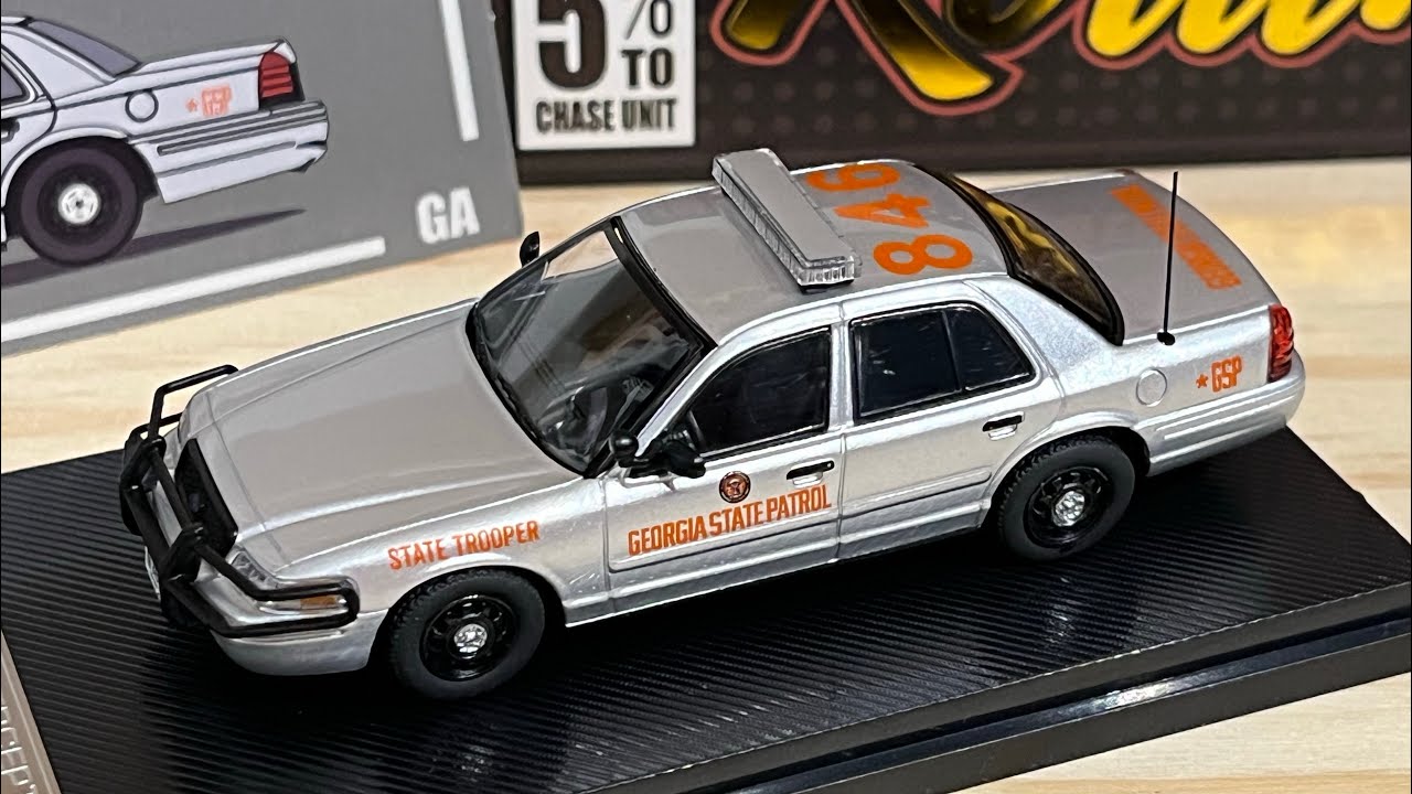 Rollin Georgia State Patrol Crown Victoria 1/64 Scale - YouTube