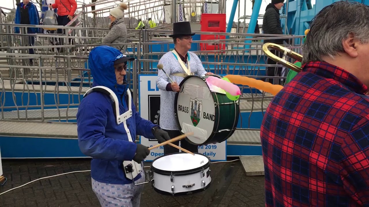 The Pyjama Band ,Limerick International Band Parade . - YouTube