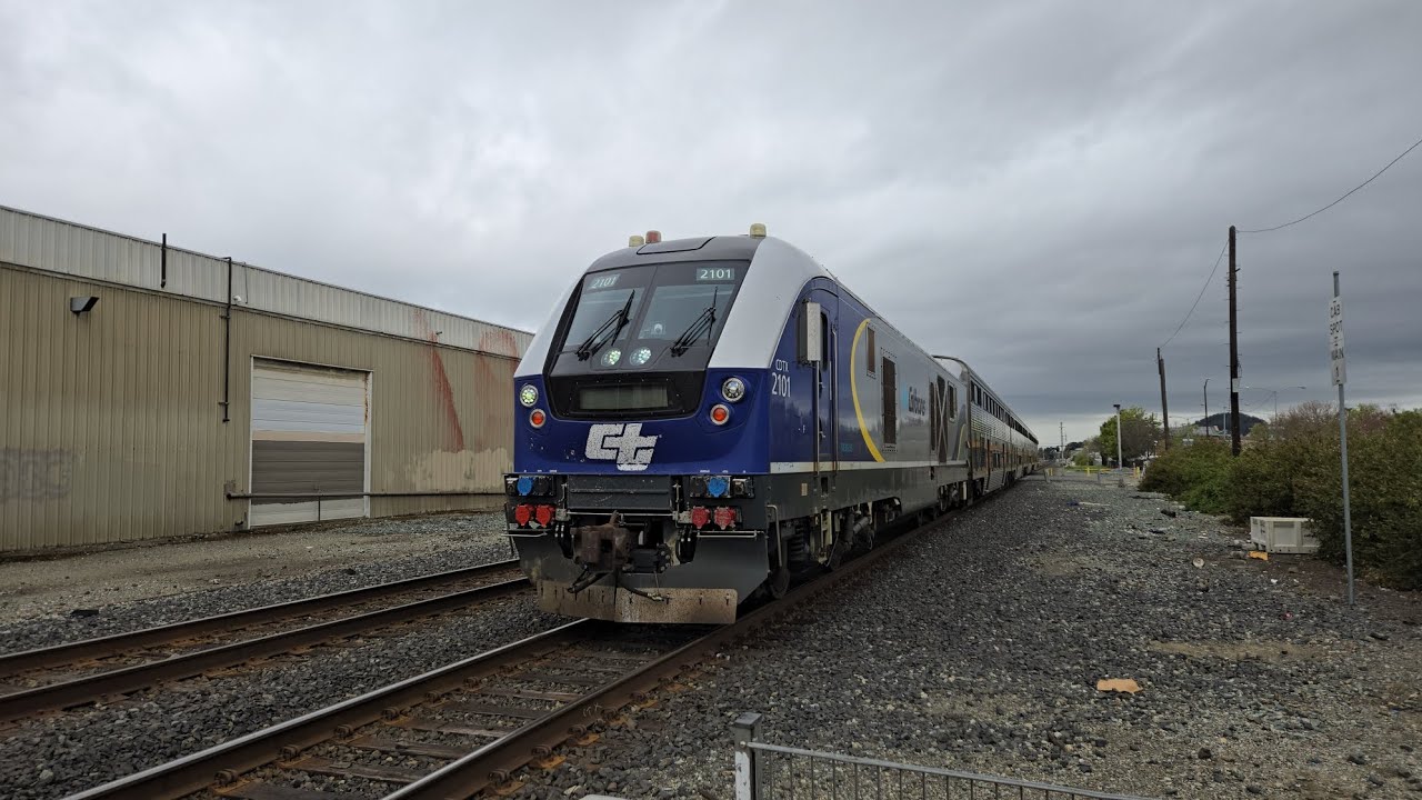 Amtrak Capitol Corridor #733 at Berkeley Station with CDTX #2101 SC-44 ...