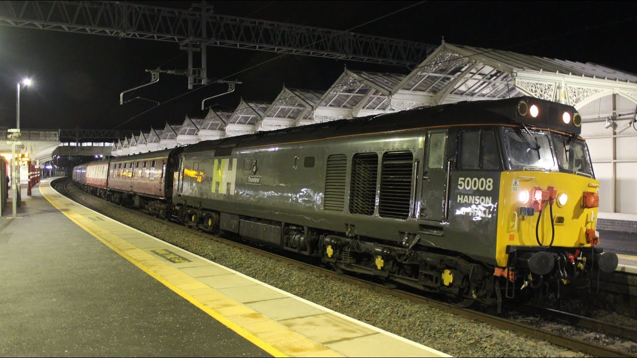 BR Class 37403 & 50008 The Wolf Hall Thunderer Wellingborough ...