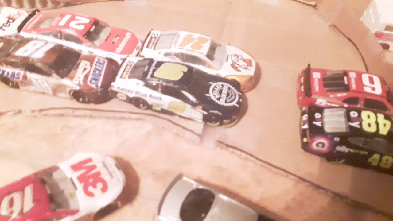 nascar SUNOCO cup series race 1 - YouTube