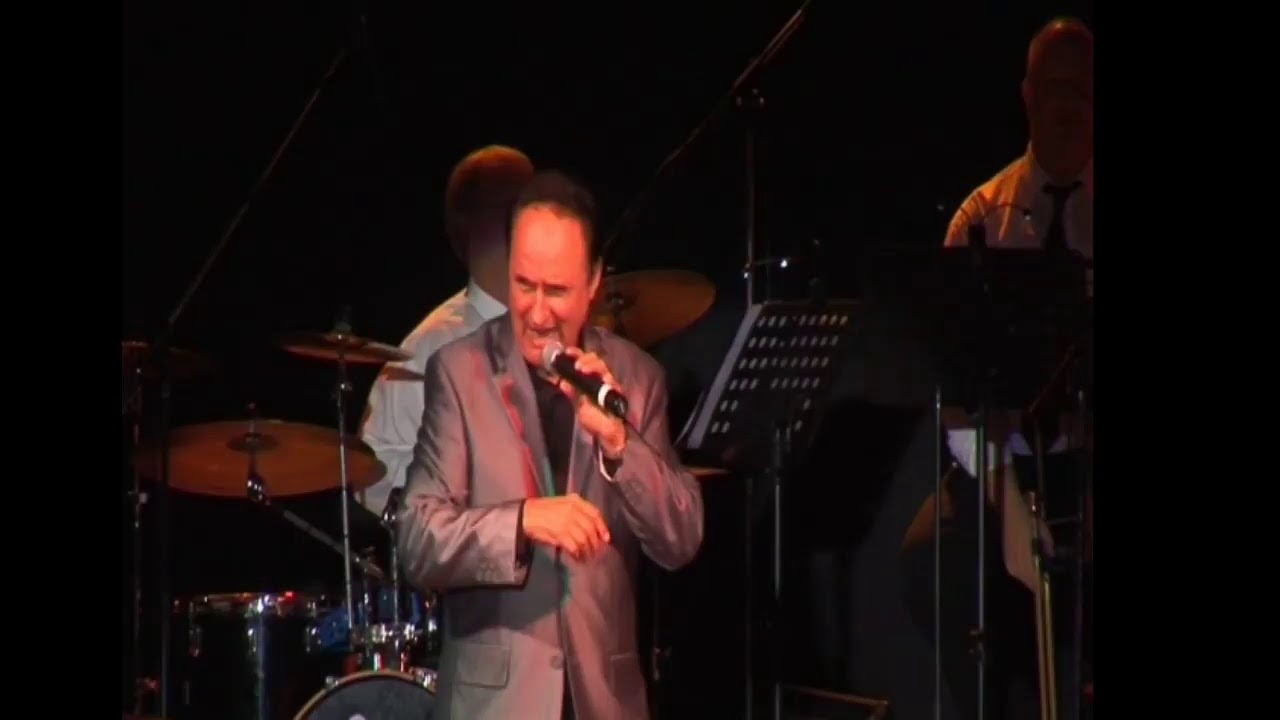 Aussie Rockabilly Legend Lonnie Lee - YouTube