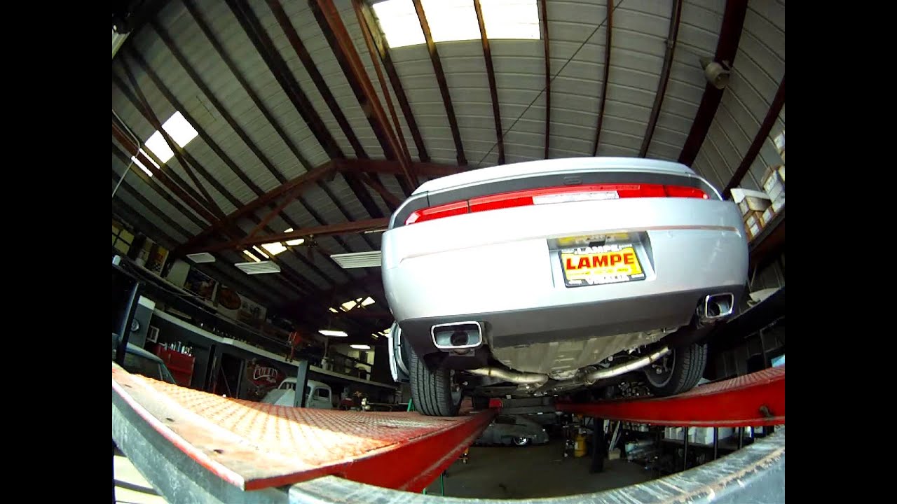 DODGE CHALLENGER WITH COFFIN MUFFLERS - YouTube