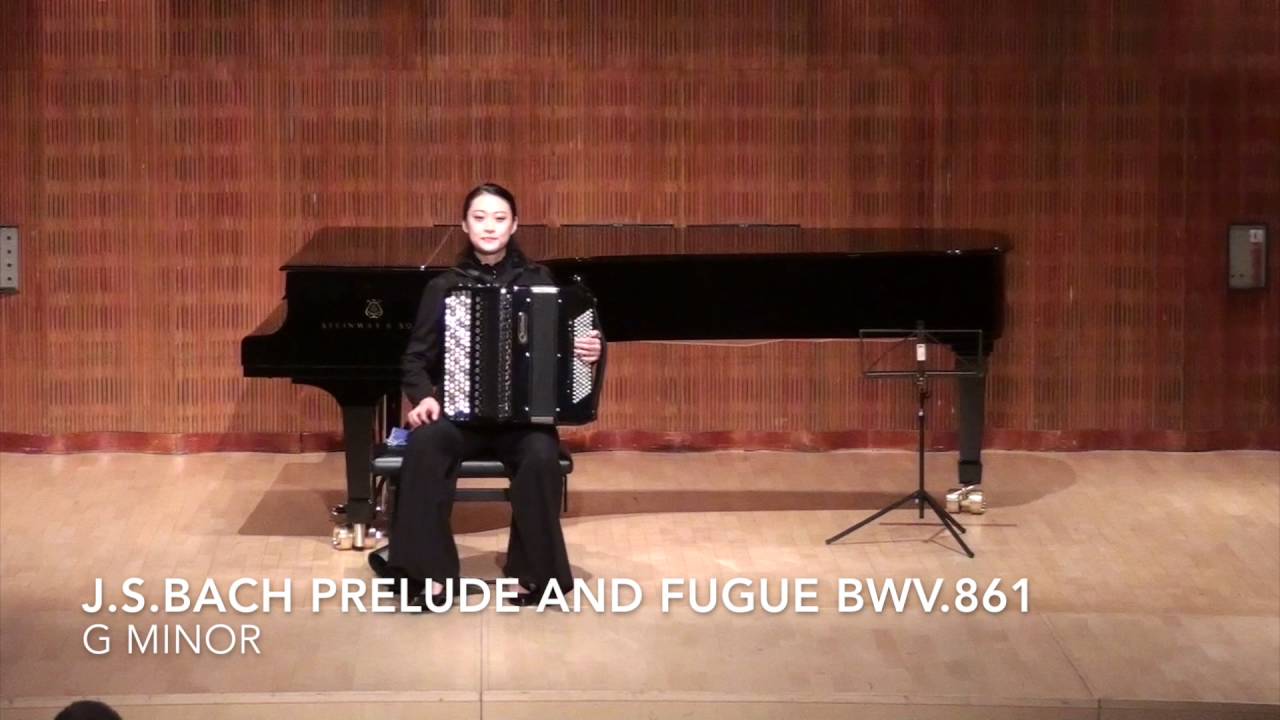 Ruilin Li plays J.S.Bach-- Prelude and Fugue BWV 848, 861 - YouTube