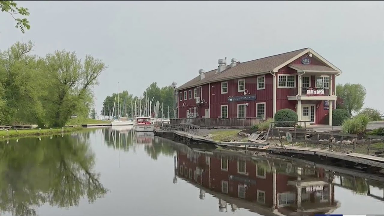 Kucko's Camera: Salmon Creek in Pultneyville - YouTube