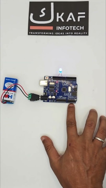 LED Fading and Dancing #diyrobotics #arduino #arduinoproject #shortsfeed #robotics - YouTube