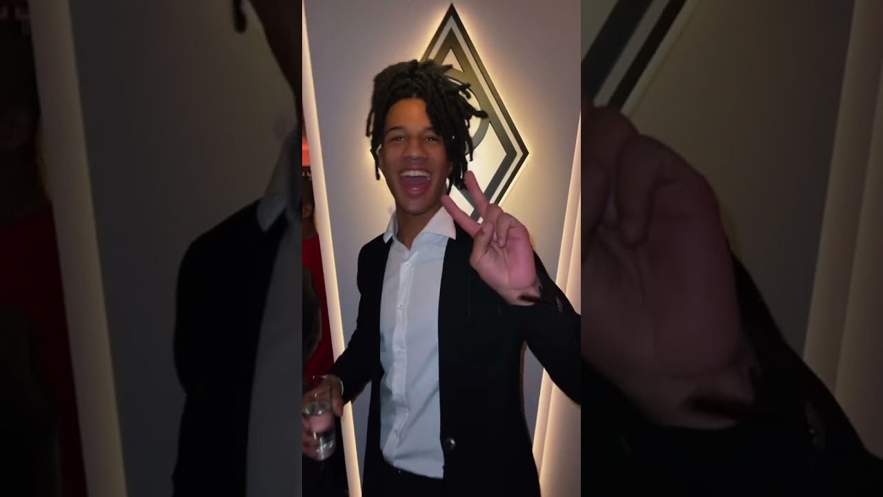 BLAKE GRAY NEW TIK TOK VİDEO - YouTube