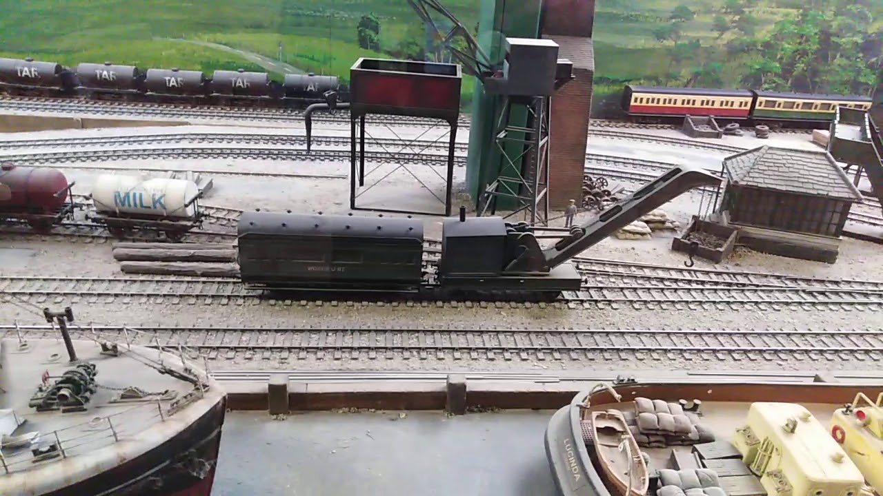 My at Drayton Manor Thomas exhibition - YouTube