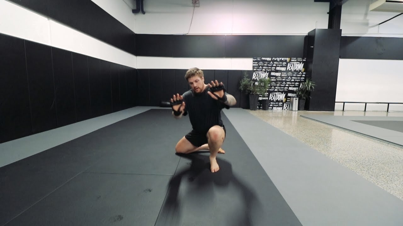 Situp to Combat Base - BJJ Fundamentals - YouTube