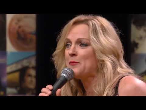 Rhonda Vincent   Mama Tried