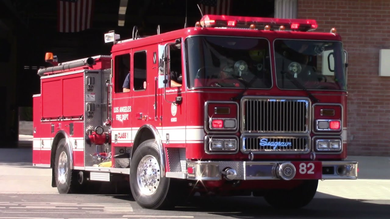 LAFD Engine 82 & Rescue 82 Responding - YouTube