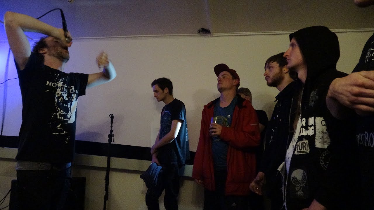 Atomçk - Full Performance (live at The Bridge Inn, Worcester - 10th ...