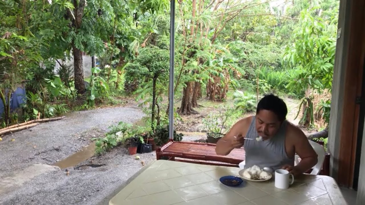 MALAKAS NA ULAN AT MUKBANG!!! BAHAW! TUYO! KAPE! TINAPAY! BUHAY ...