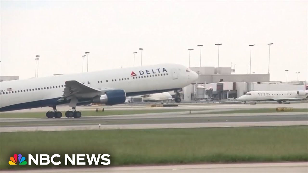 Delta flight diverts to New York after passengers served spoiled food ...