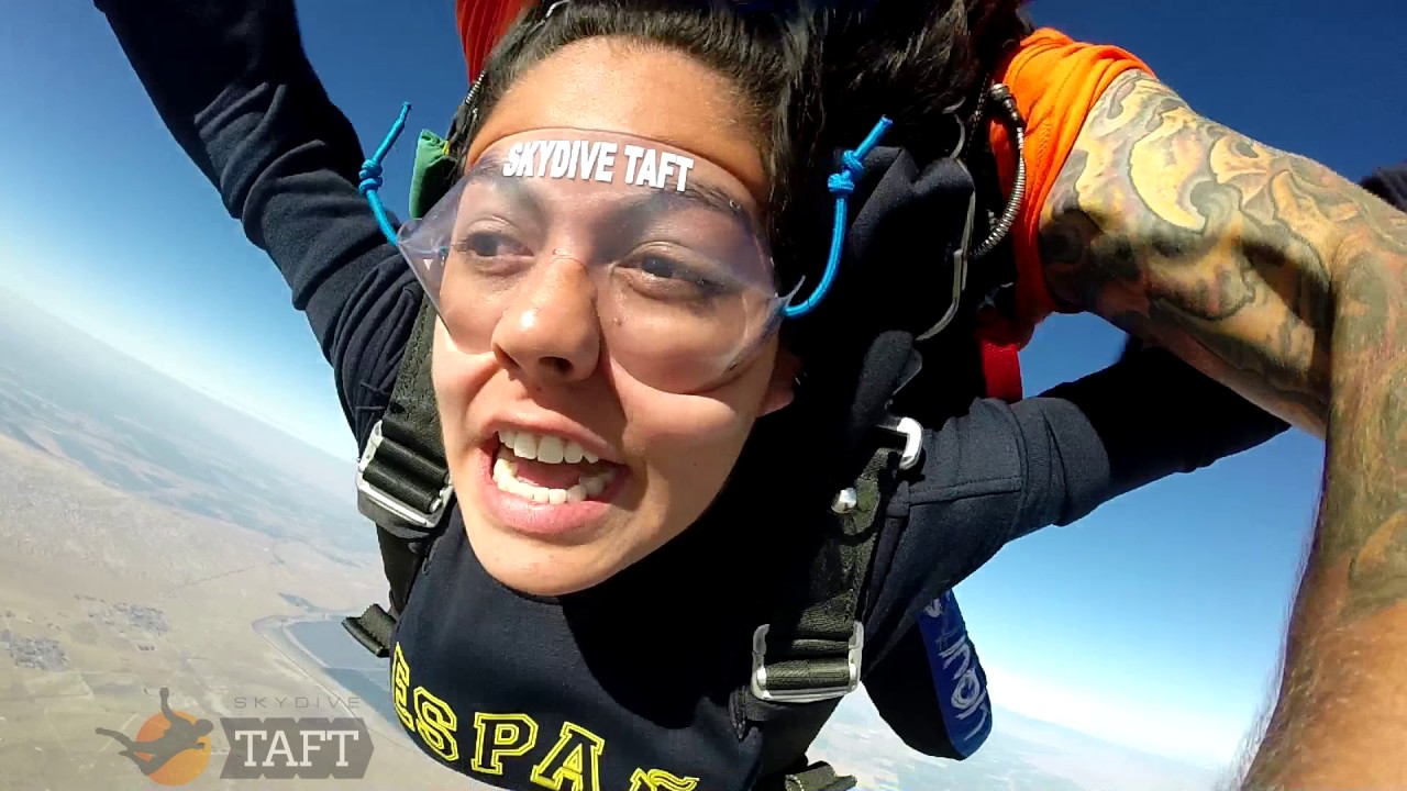 Gabby Sanchez Skydive Taft. - YouTube