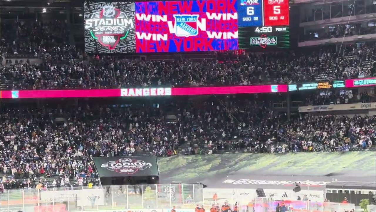 New York Rangers stadium series overtime goal horn at MetLife Stadium - YouTube