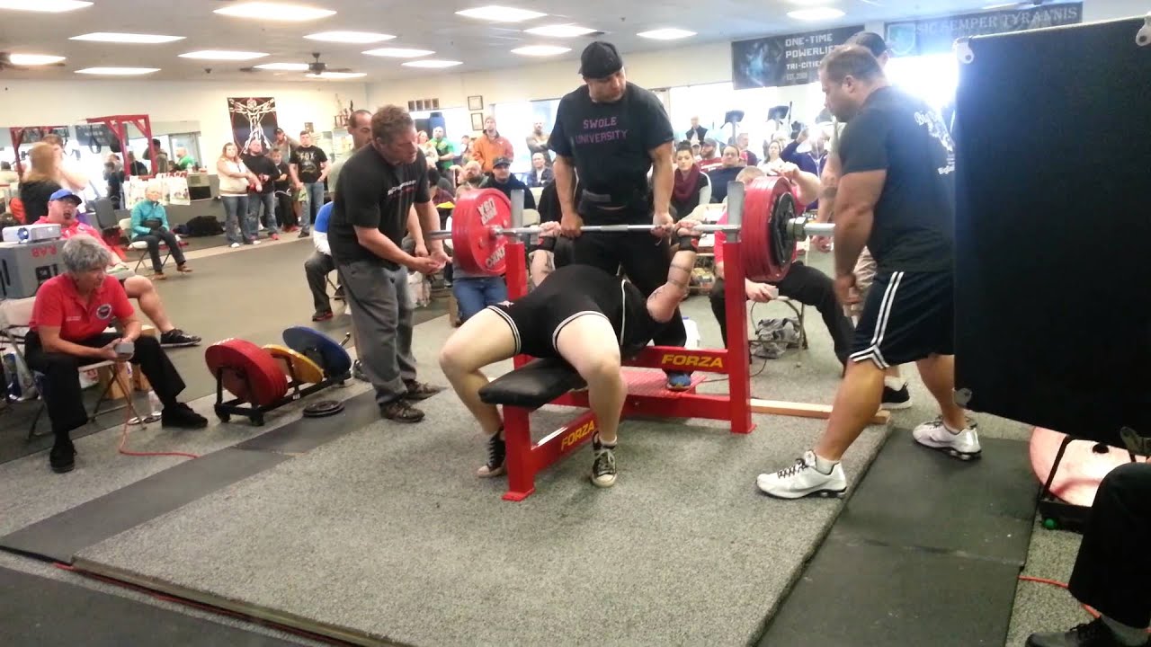 Matt Phelps bench press 547 @ 241 USPA - YouTube