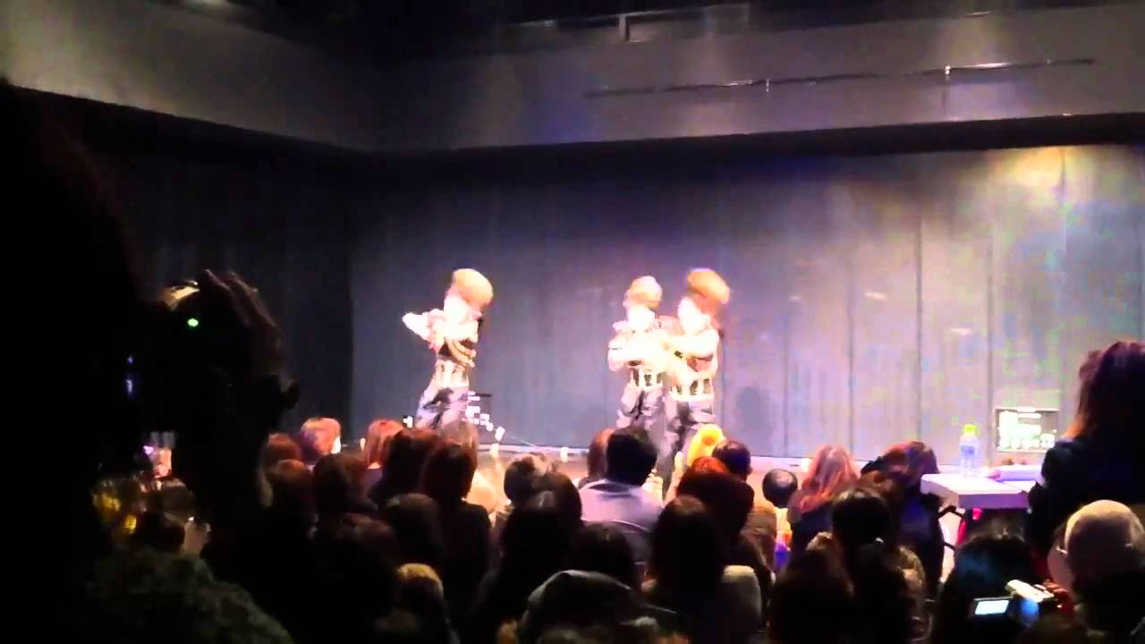 ChiNa Kizz - Dance Short Cake - YouTube