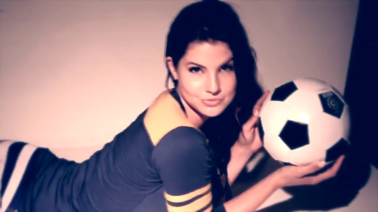 Amanda Cerny Photoshoot Joel Flora - YouTube