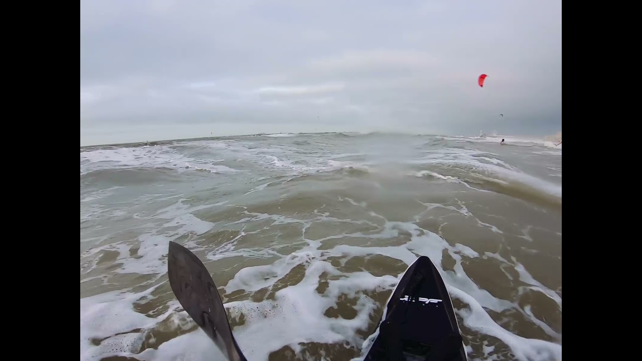 Scheveningen.Surf: Midday Kayak Surf - YouTube
