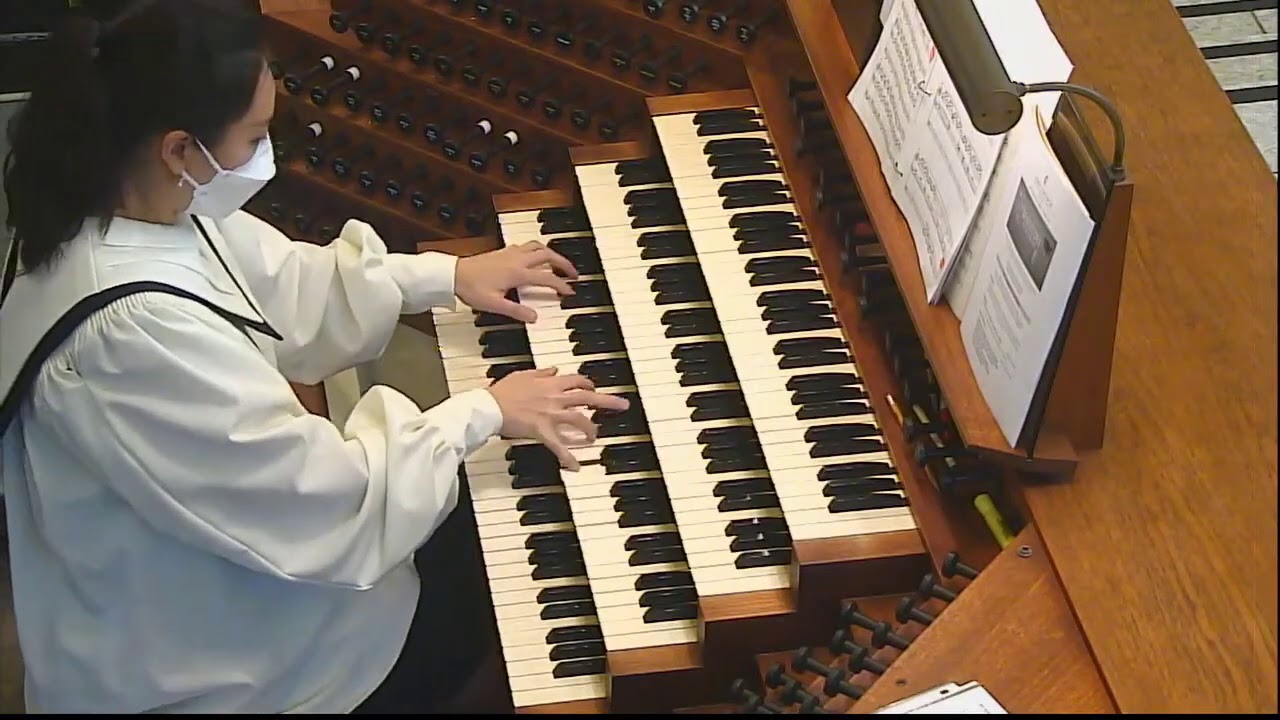 Variations on a Korean Traditional Lullaby . . . . . . . . Jaebon Hwang ...