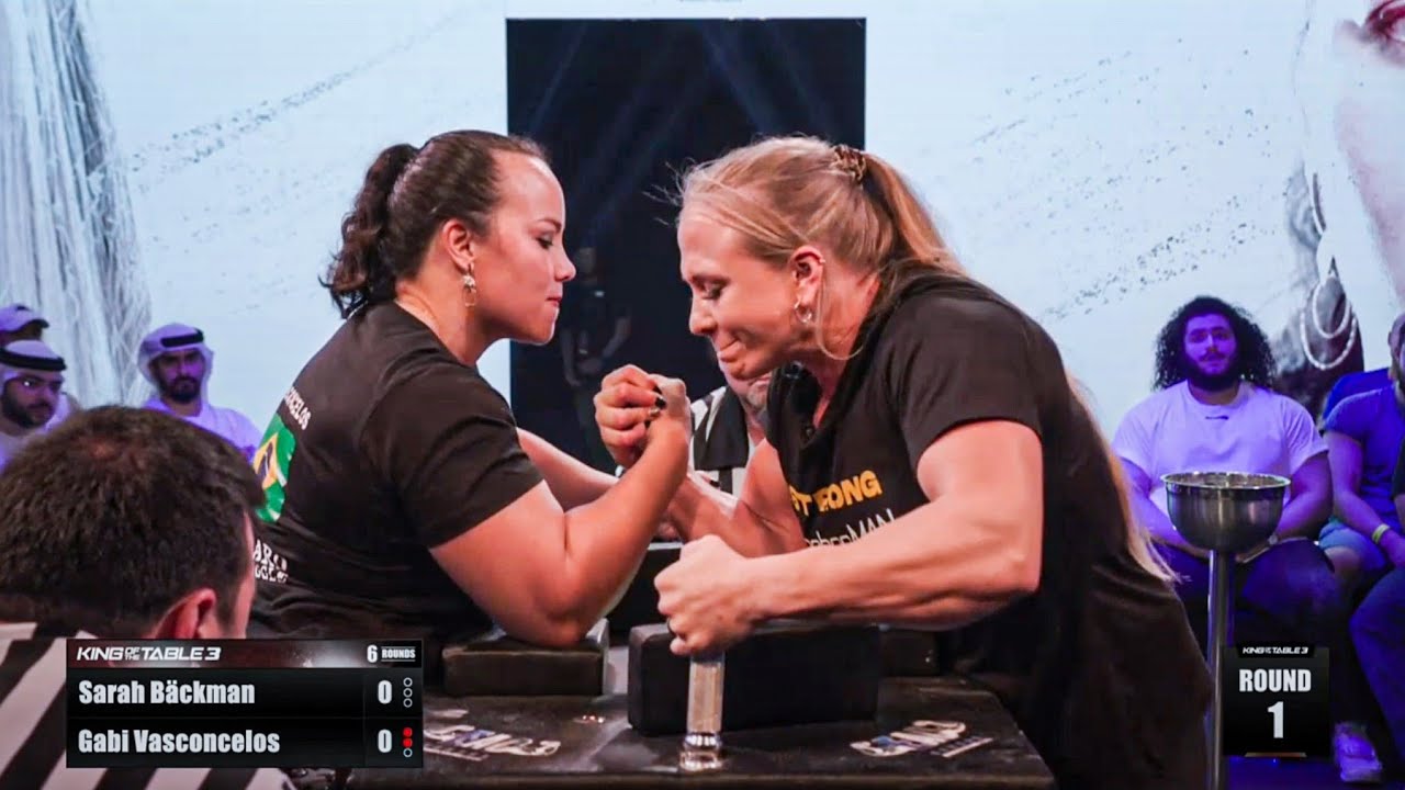 SARAH BACKMAN VS GABRIELA VASCONCELOS - YouTube