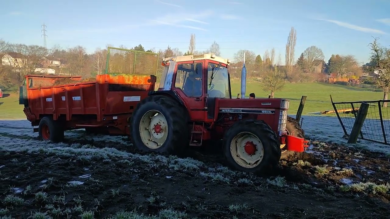 Pure SOUND Case IH 1055XL - YouTube