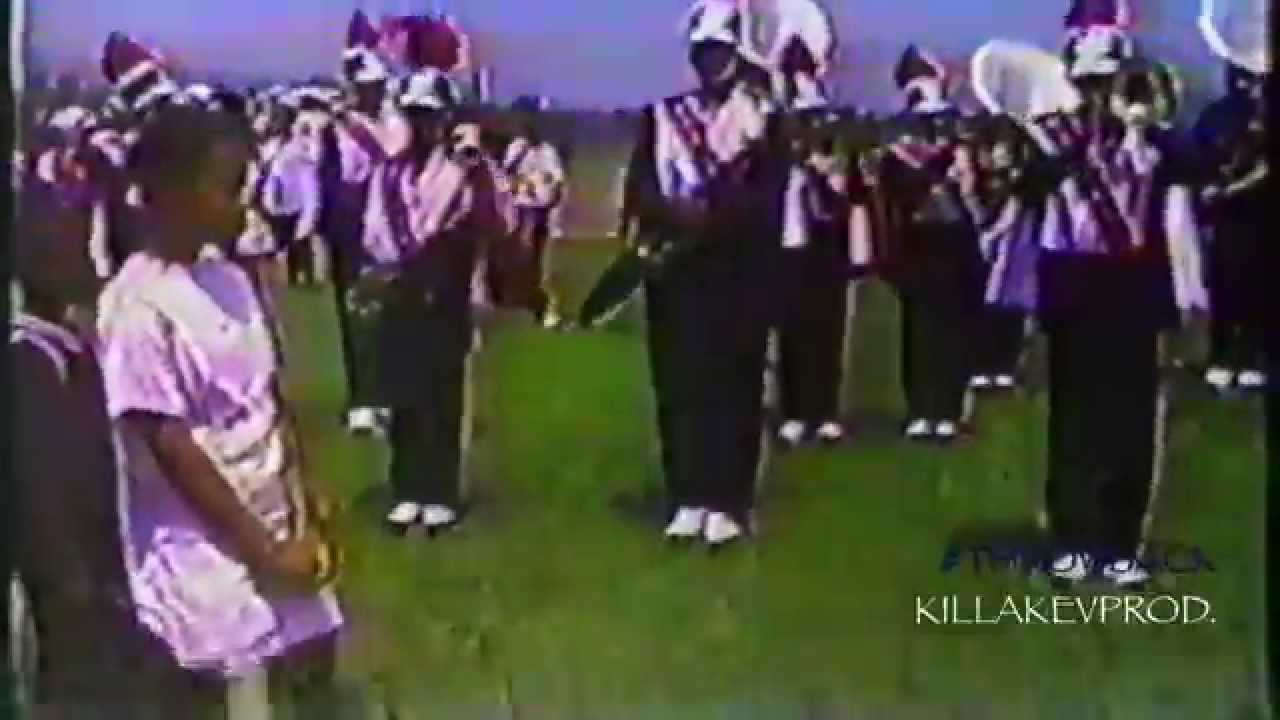 Pershing HS v.s. Osborn High School Marching Band - Farwell Parade ...