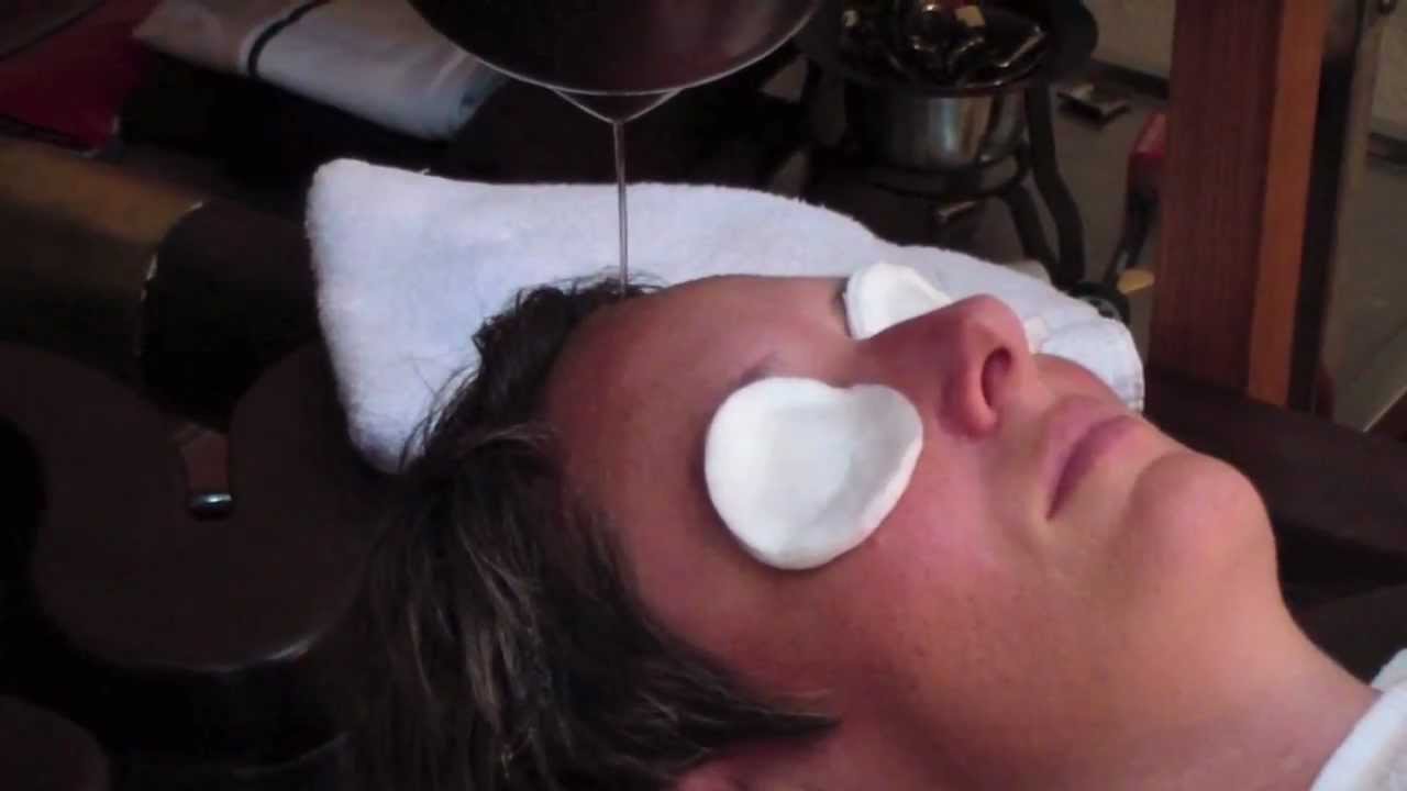 Ayurvedic Treatments - SHIRODHARA, all about the Ayurvedic Treatment ...